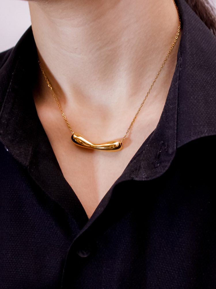 Gold Pendant Necklace – Nakhray